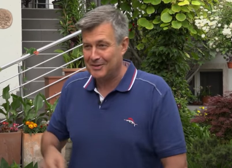 BIVŠI KOŠARKAŠ DEJAN DRAGIĆEVIĆ U RAKOVICI GAJI BANANE: Rađa svake ...