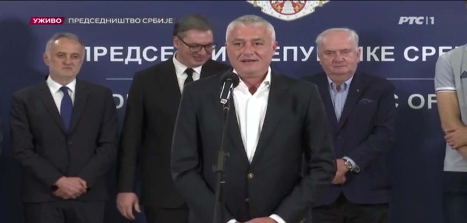 PONOS CELE NACIJE Predsednik Srbije ugostio košarkašku reprezentaciju Srbije: Sada čekamo zlato ...